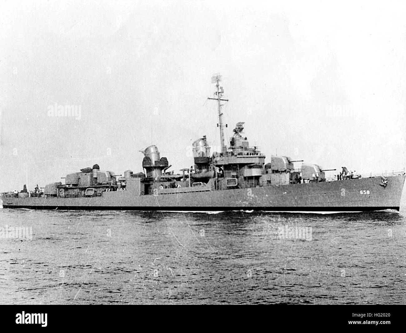 USS Colahan (DD-658) in 1943 Stock Photo - Alamy