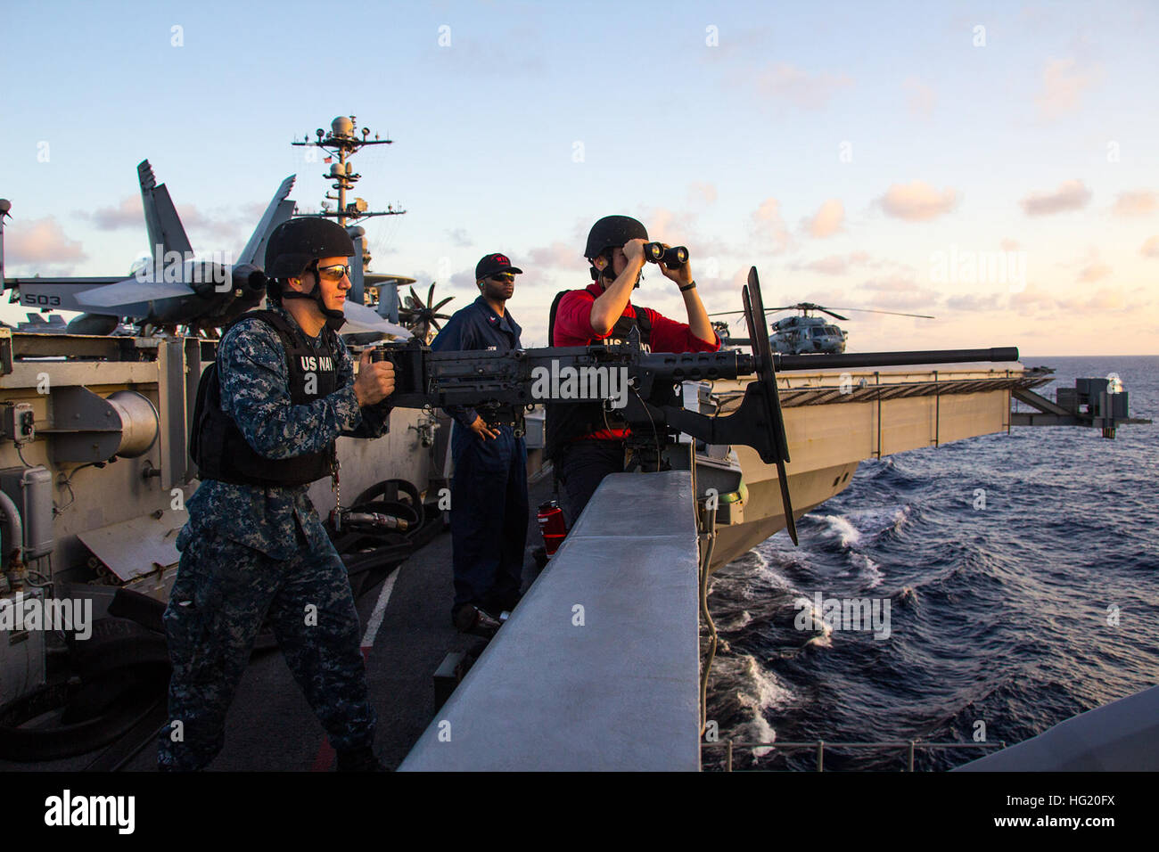Airman Kevin Pauley, left, from Ewing, Va., and Aviation Ordnanceman ...