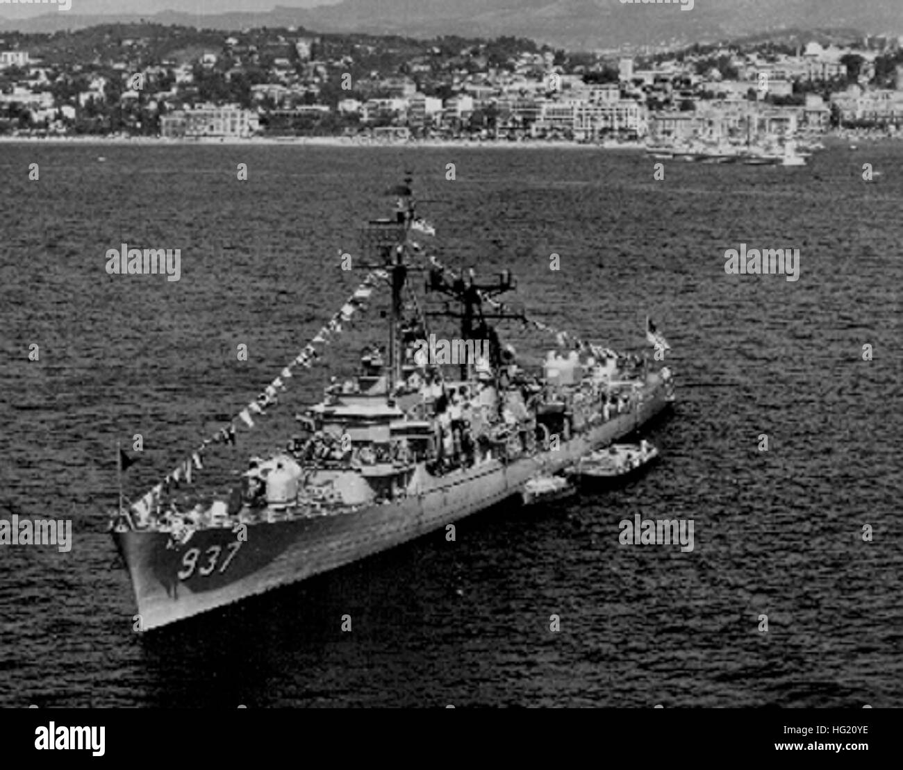 USS Davis (DD-937) off Cannes in 1962 Stock Photo - Alamy