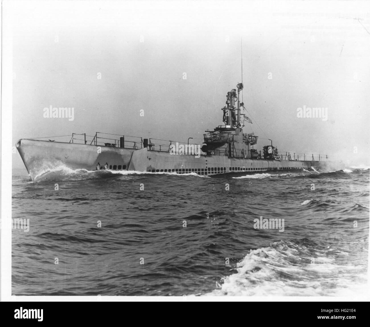 USS Piper running on the surface in 1949 Stock Photo - Alamy