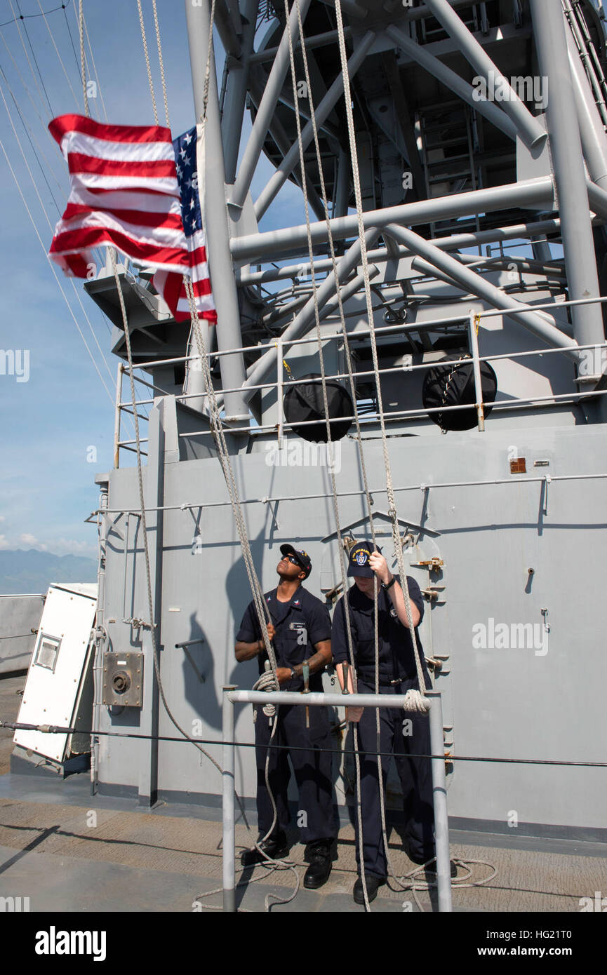 Quartermaster 2nd Class Melvin Noble, left, from Baltimore, and ...