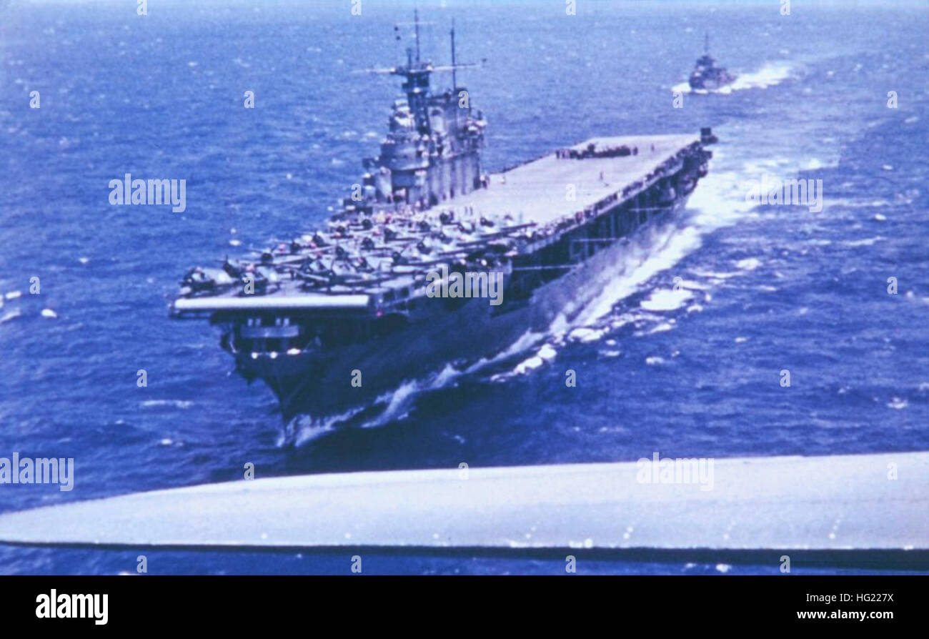 USS Hornet CV-8 May 1942 colour Stock Photo - Alamy