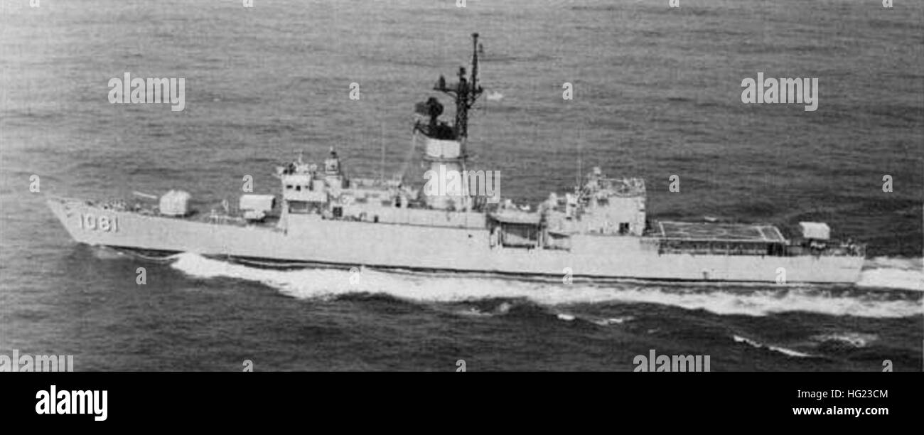 Uss aylwin hi-res stock photography and images - Alamy