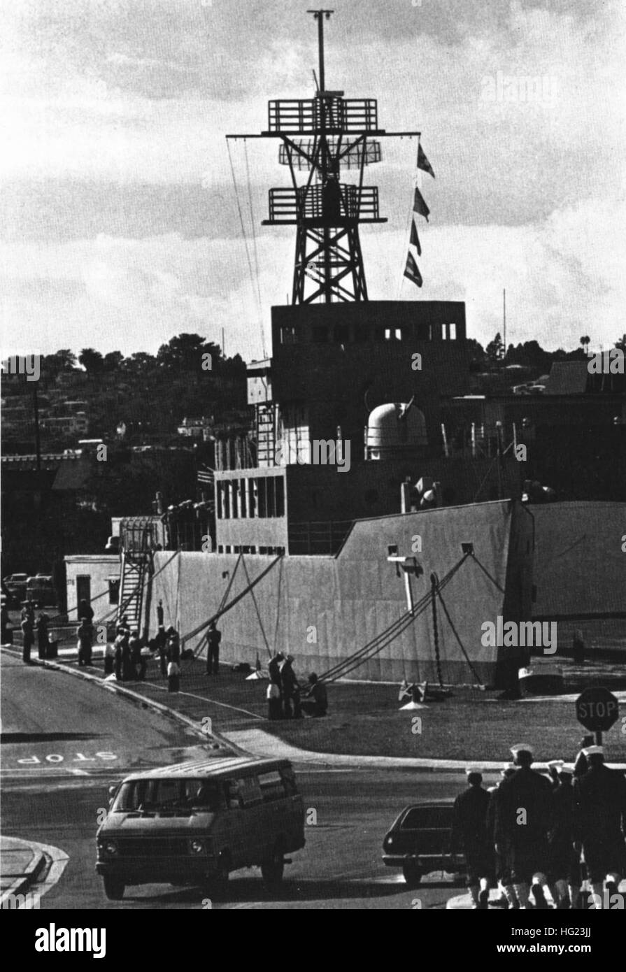USS Recruit (TFFG-1) at San Diego c1985 Stock Photo - Alamy
