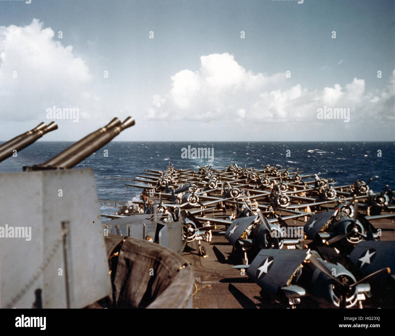 Uss essex hi-res stock photography and images - Alamy