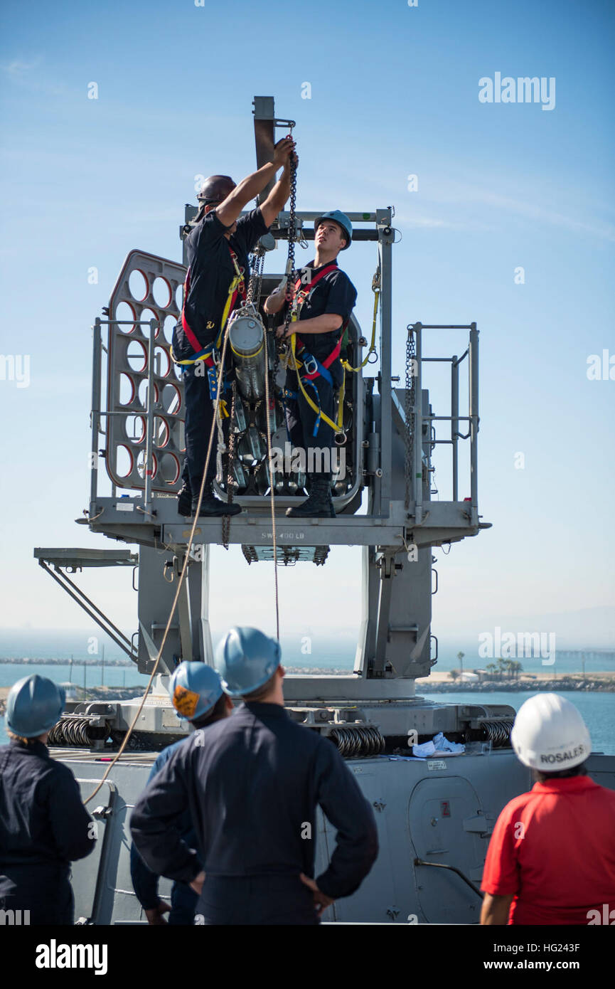 Sailors aboard the San Antonio-class amphibious transport dock ship USS ...