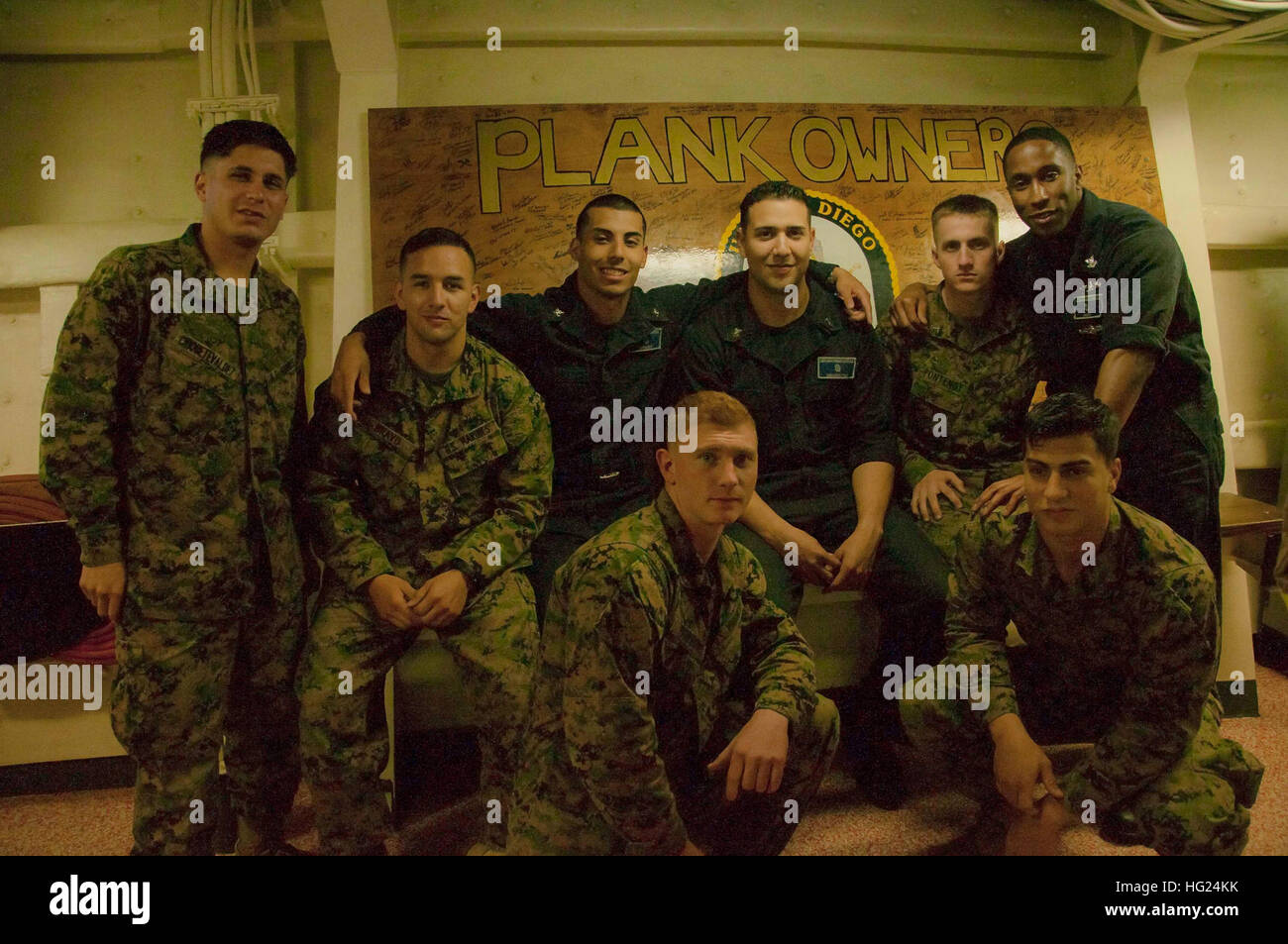 Crew aboard uss san hi-res stock photography and images - Alamy