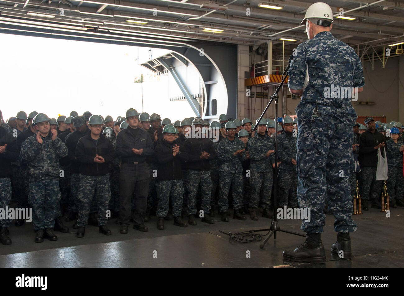 Capt timothy kuehhas commanding officer hi-res stock photography and ...
