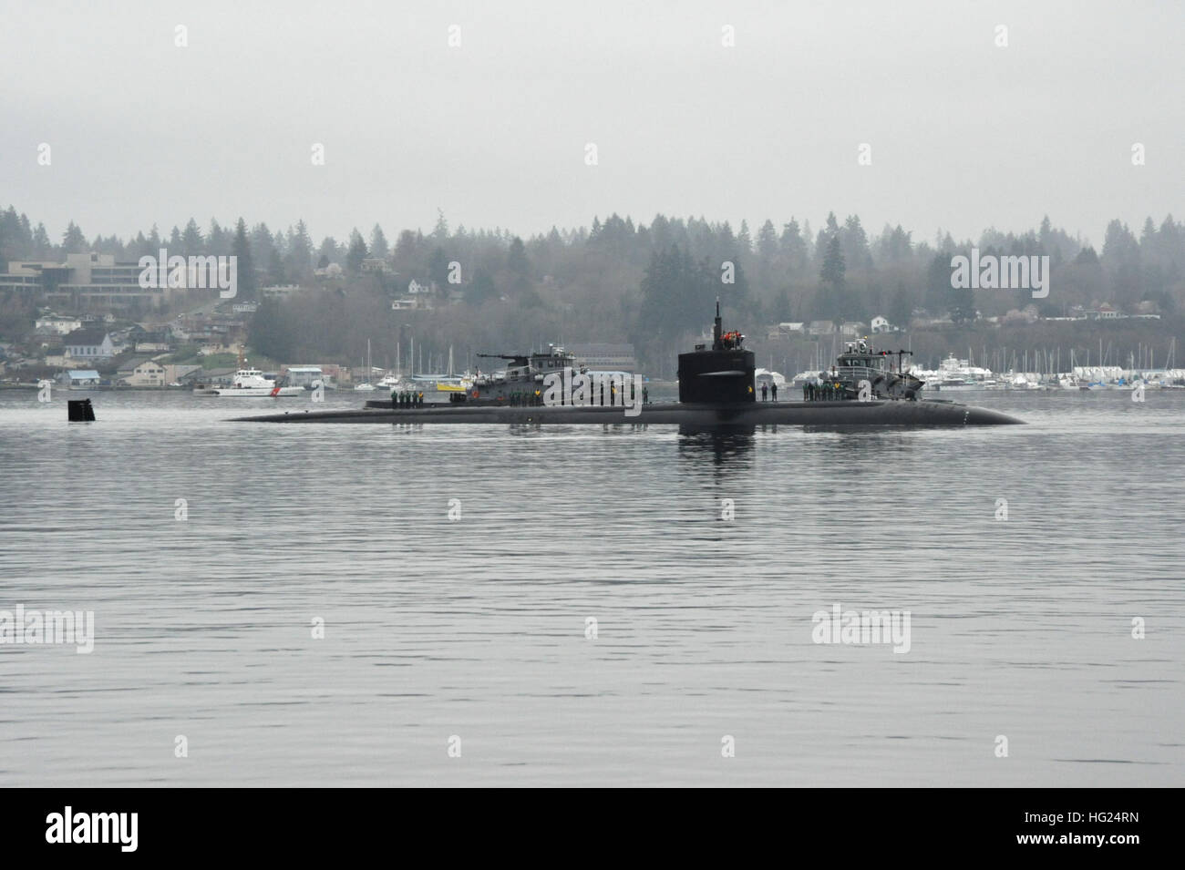 Los angeles class submarine uss bremerton ssn 698 hi-res stock ...