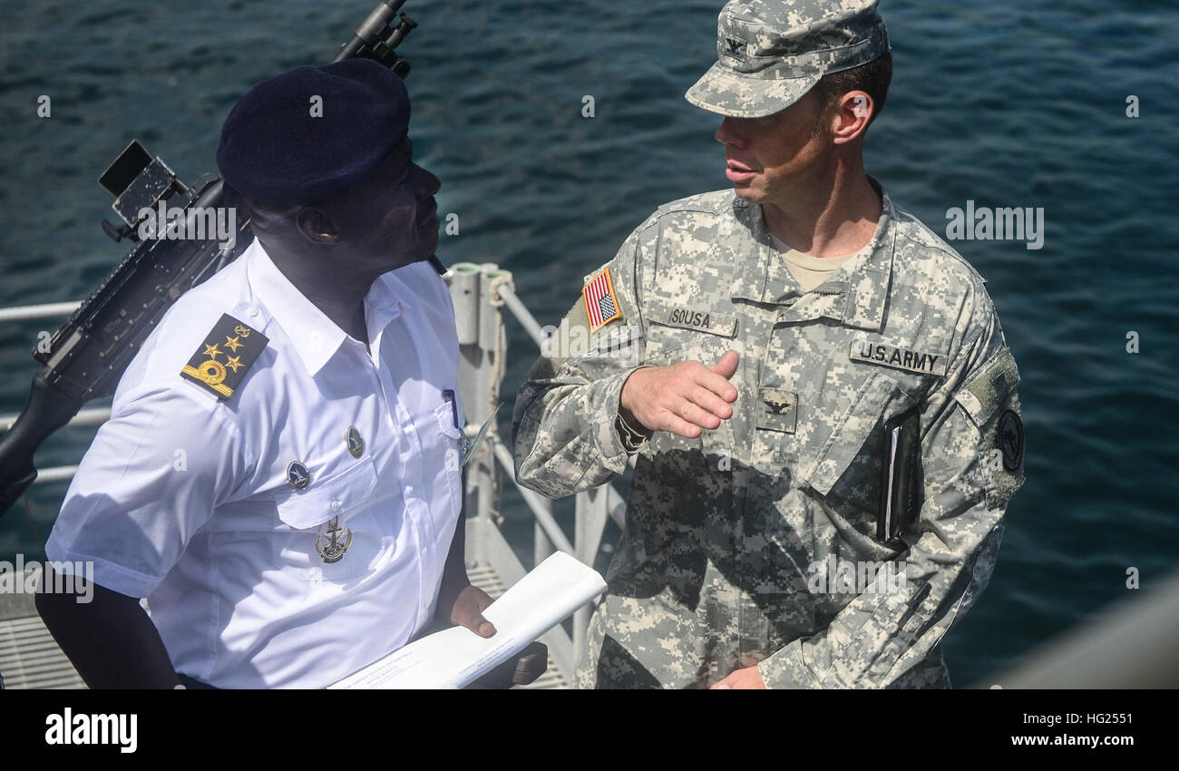 Angolan navy hi-res stock photography and images - Alamy