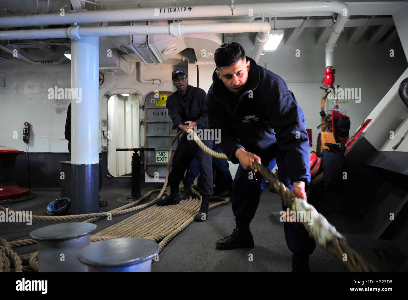 Sailor 7th fleet command ship uss blue ridge lcc 19 hi-res stock ...
