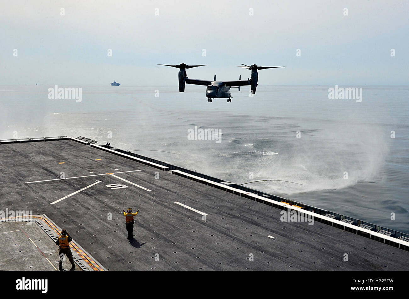 Republic of korea ship roks dokdo lph 6111 hi-res stock photography and ...