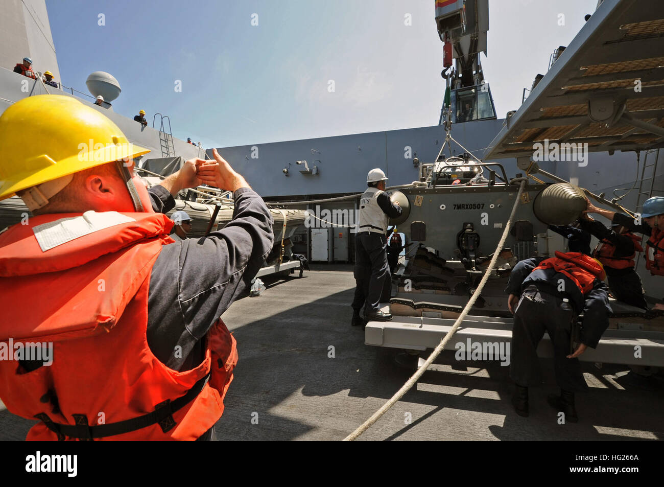 Crane hand signals hi-res stock photography and images - Alamy