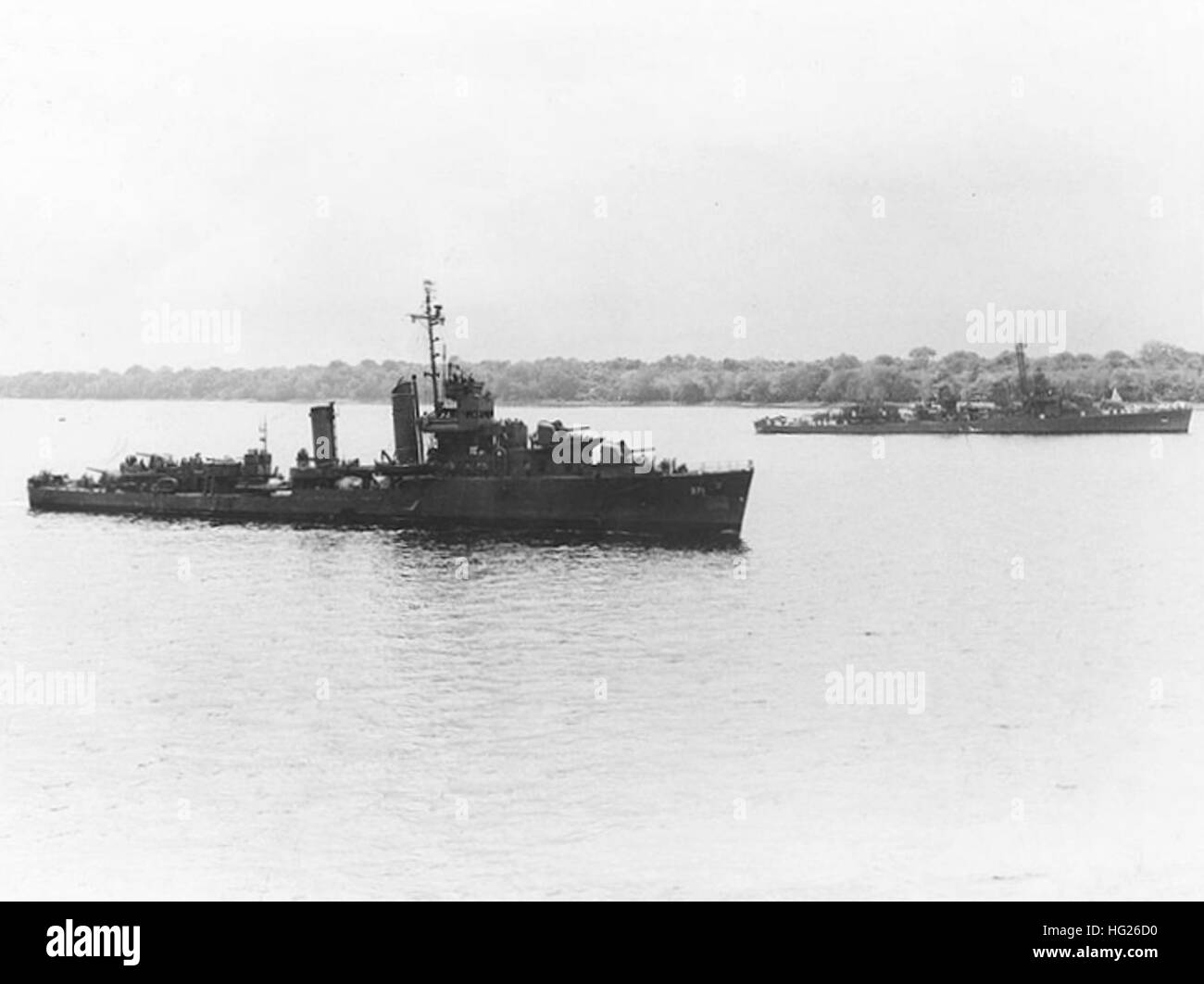 At Espiritu Santo, New Hebrides, 15 February 1943. Destroyer in the ...