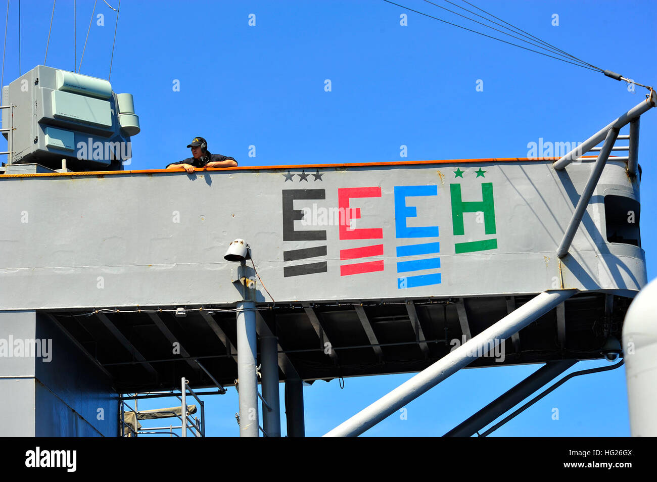 Sailor 7th fleet command ship uss blue ridge lcc 19 hi-res stock ...