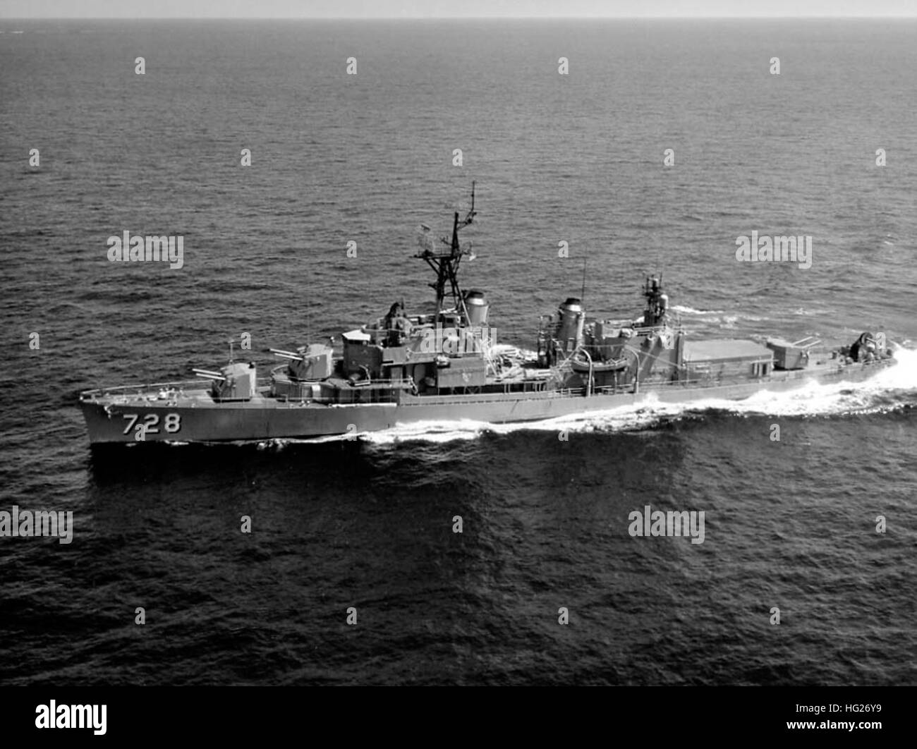 USS Mansfield (DD-728) underway at sea, circa 1960-1963, after her FRAM ...