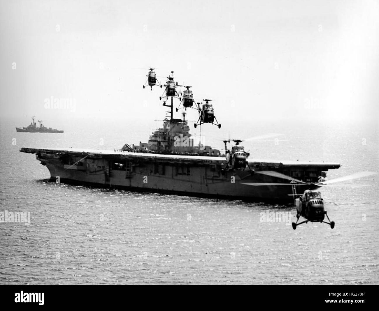 Forrest sherman class destroyer Black and White Stock Photos & Images ...