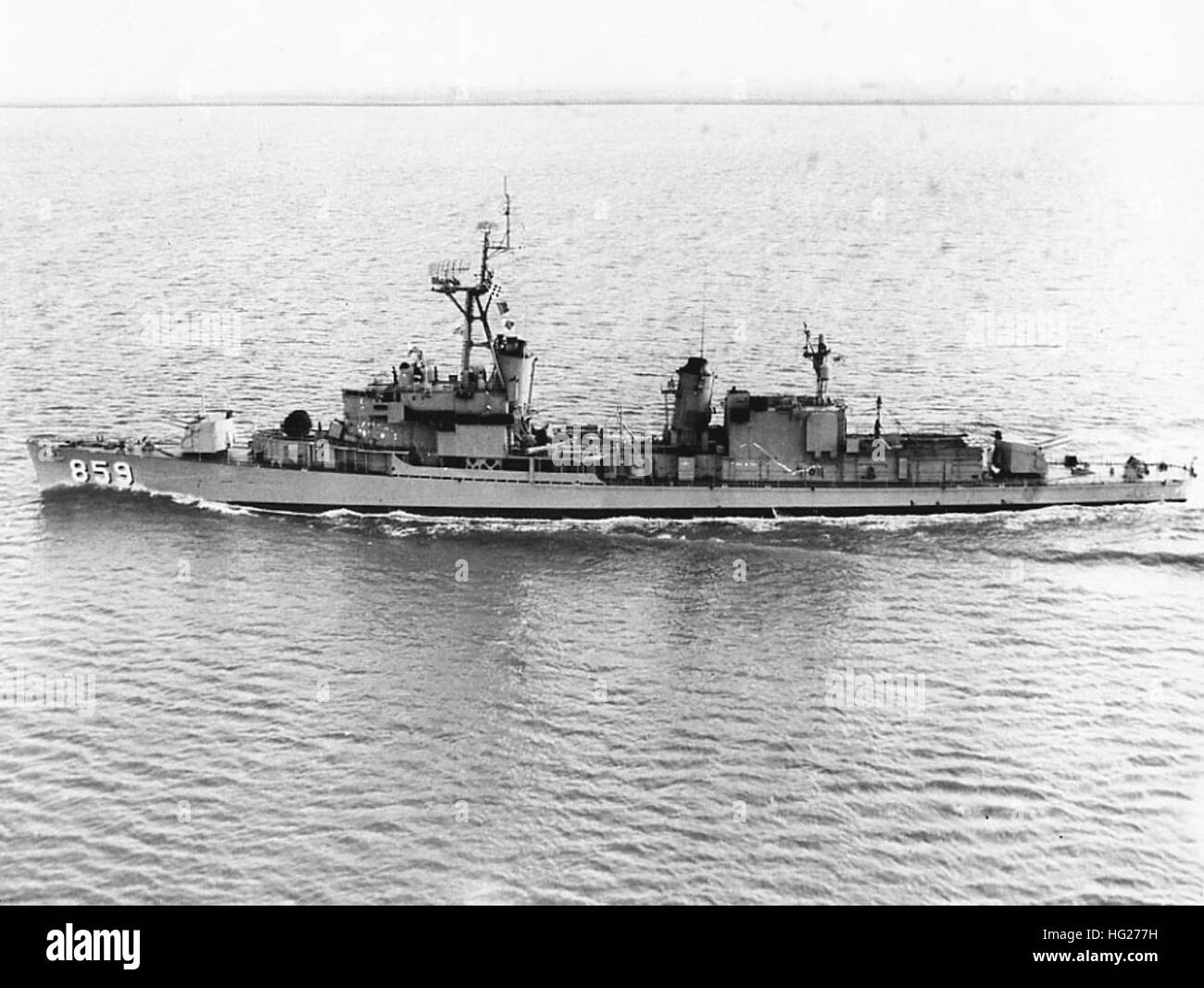 USS Norris (DD-859) underway on 2 May 1966. Official U.S. Navy ...
