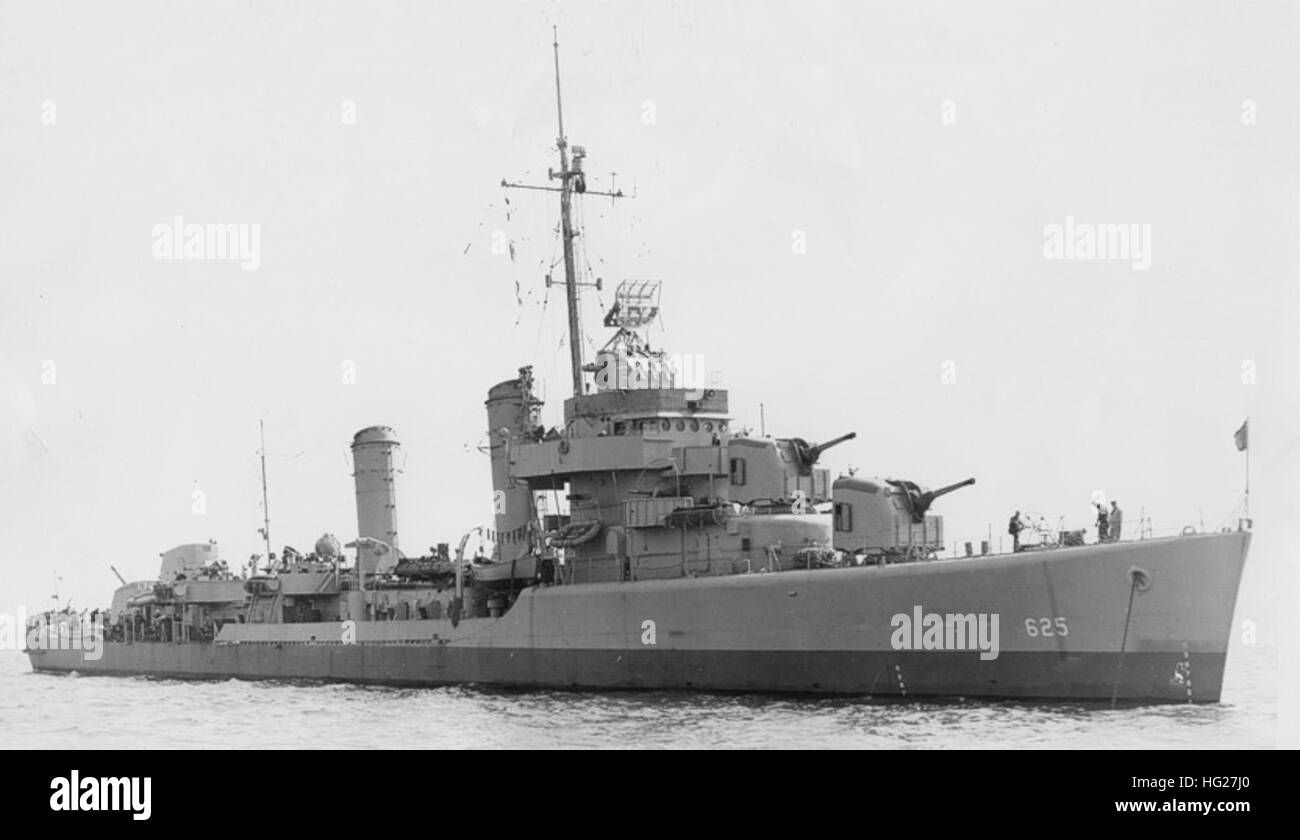 USS Harding (DD-625) at anchor in October 1943 Stock Photo - Alamy