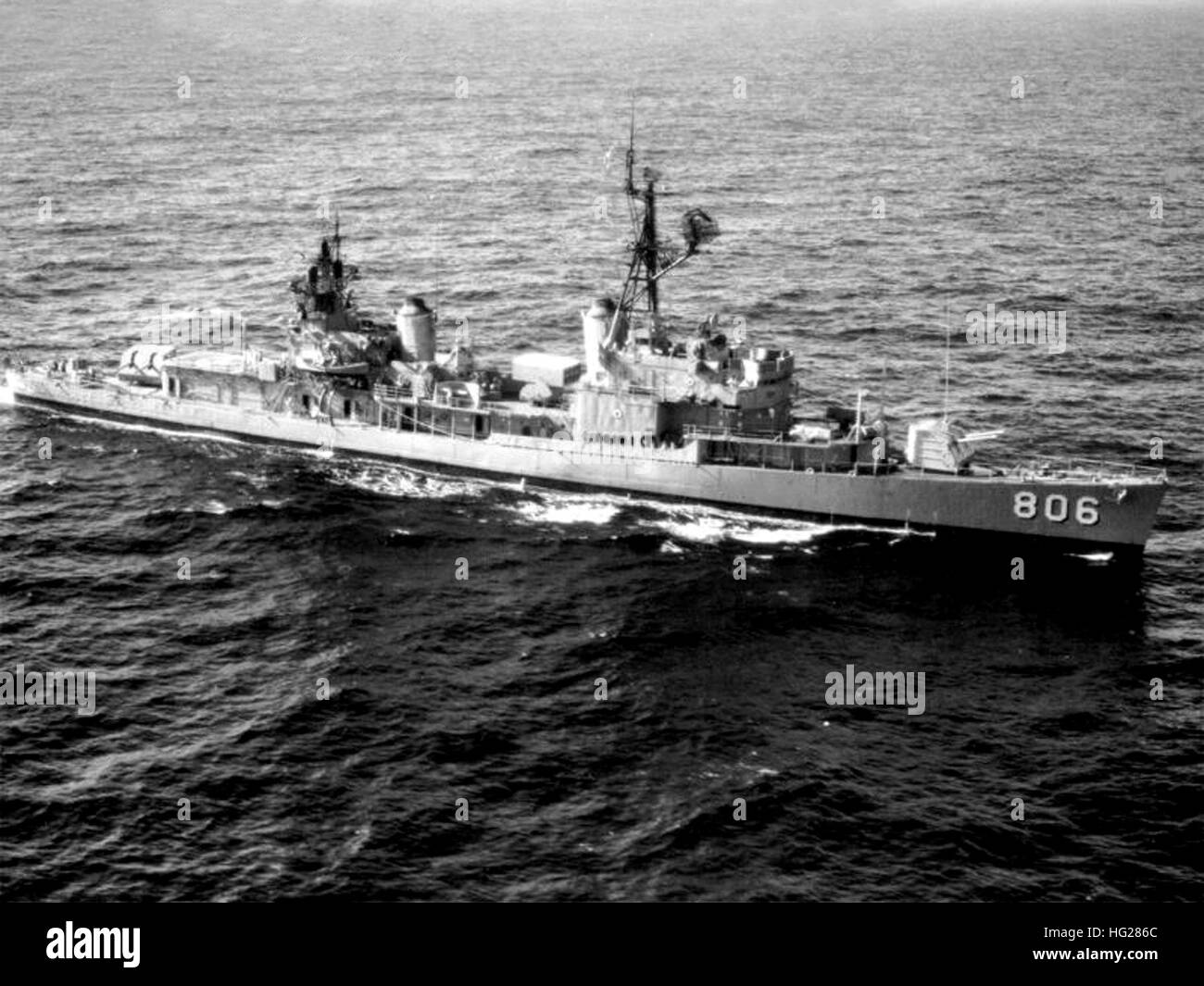 The destroyer USS Higbee (DD-806) is underway, conducting naval ...