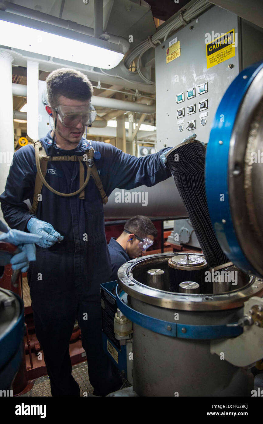 2015 Gas Turbine System High Resolution Stock Photography and Images ...