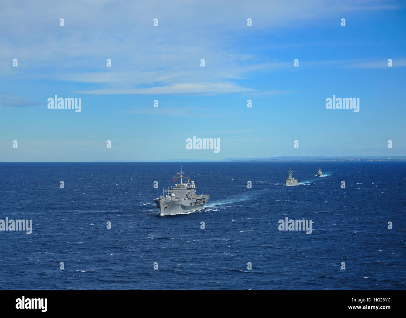 150713-N-ZZ999-381 CORAL SEA (July 13, 2015) - The U.S. 7th Fleet ...