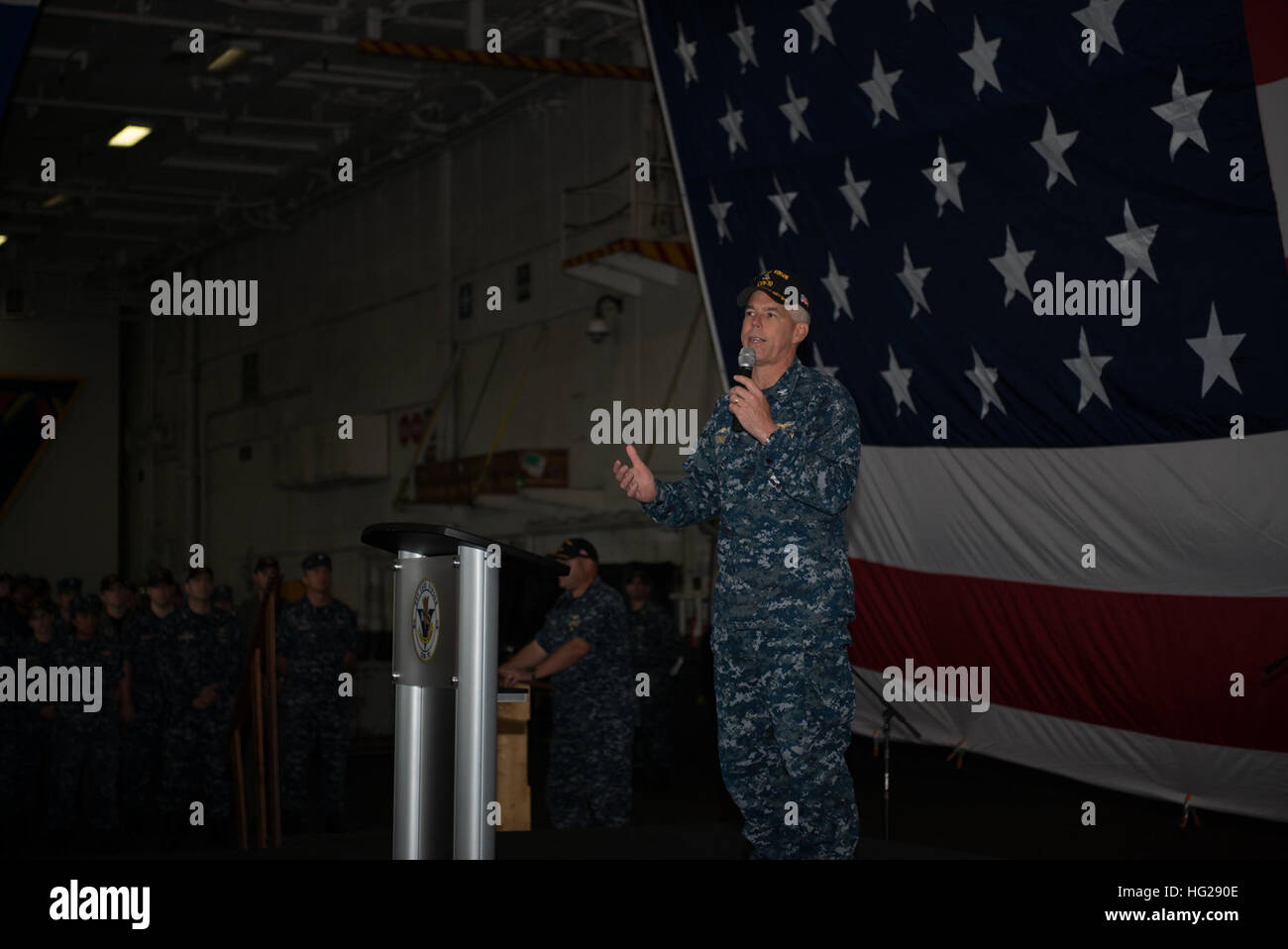 Capt karl commanding officer aircraft hi-res stock photography and ...