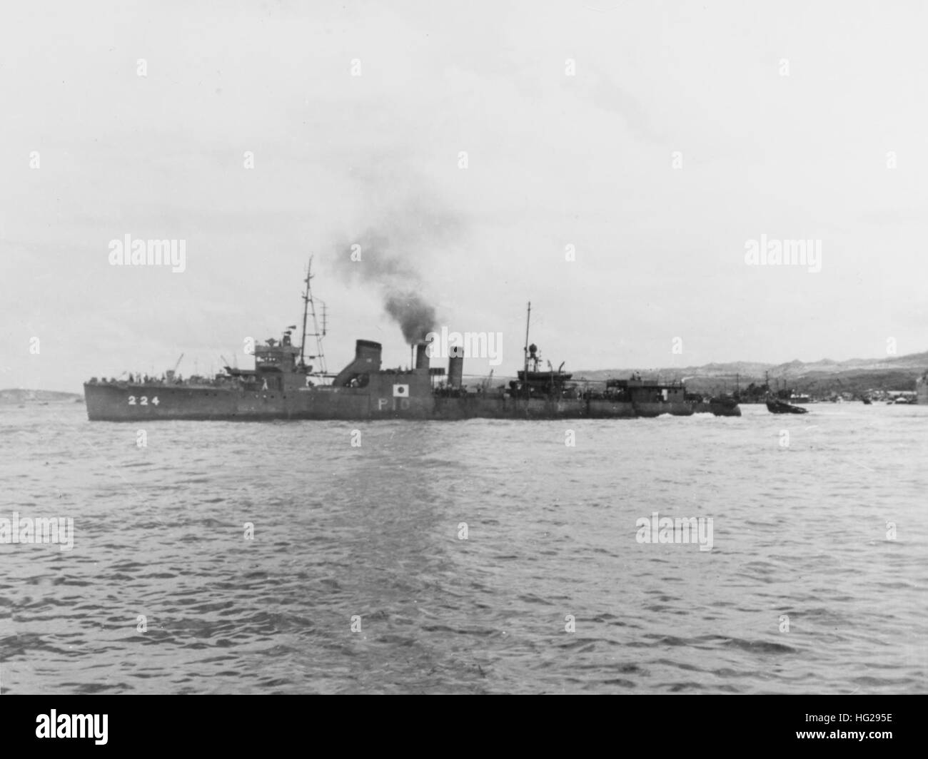 USS DD-224 (ex-USS Stewart, DD-224) Photographed circa Autumn 1945 ...