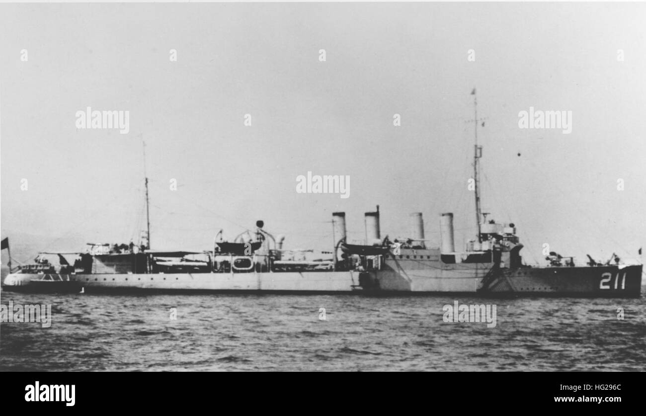 USS Alden (DD-211) at anchor c1930s Stock Photo - Alamy