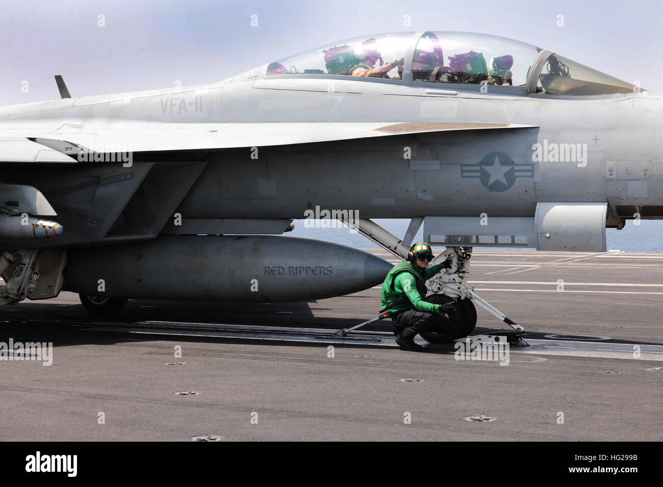 Catapult tracks hi-res stock photography and images - Alamy