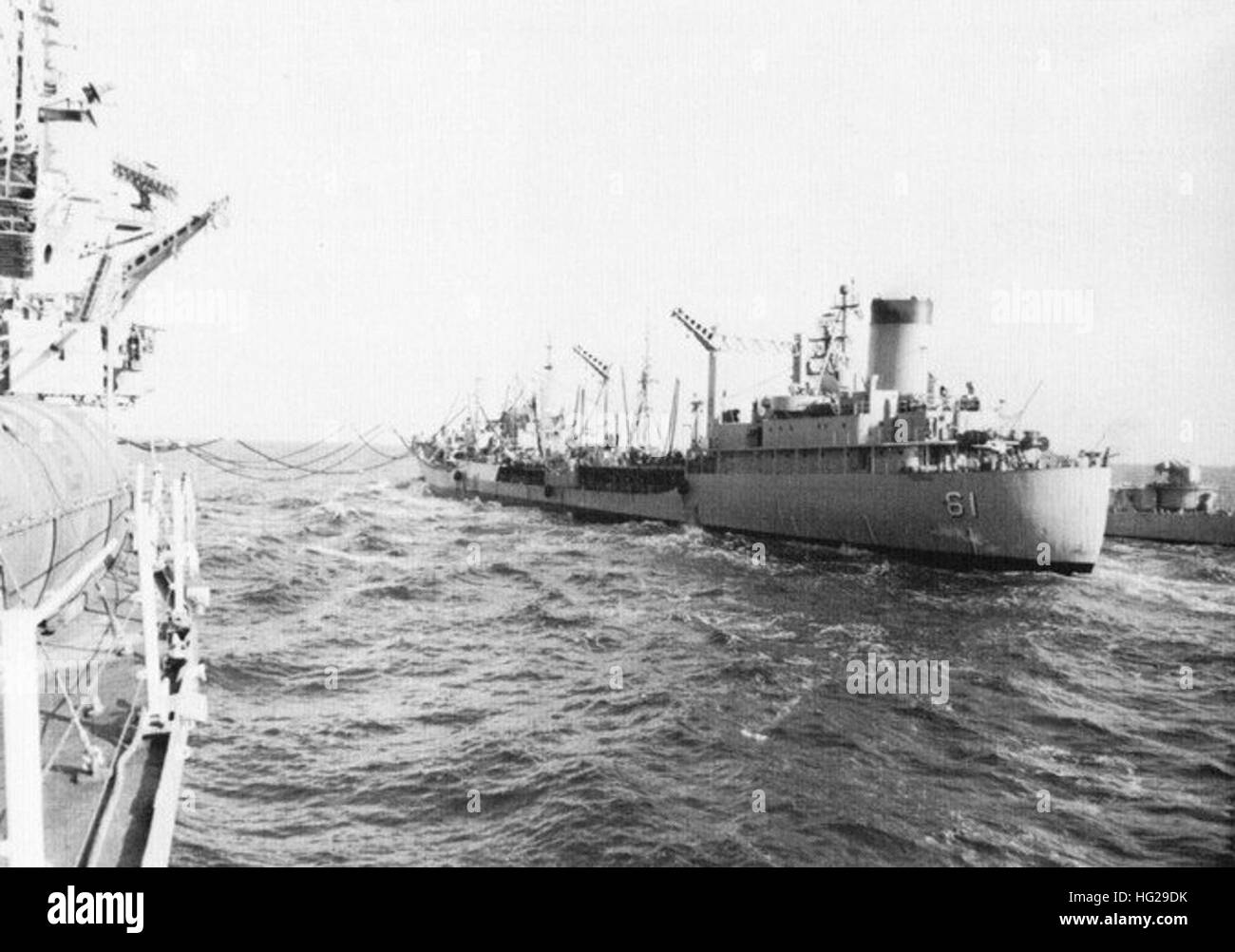 USS Severn (AO-61) refuels USS FD Roosevelt (CVA-42) in 1970 Stock ...