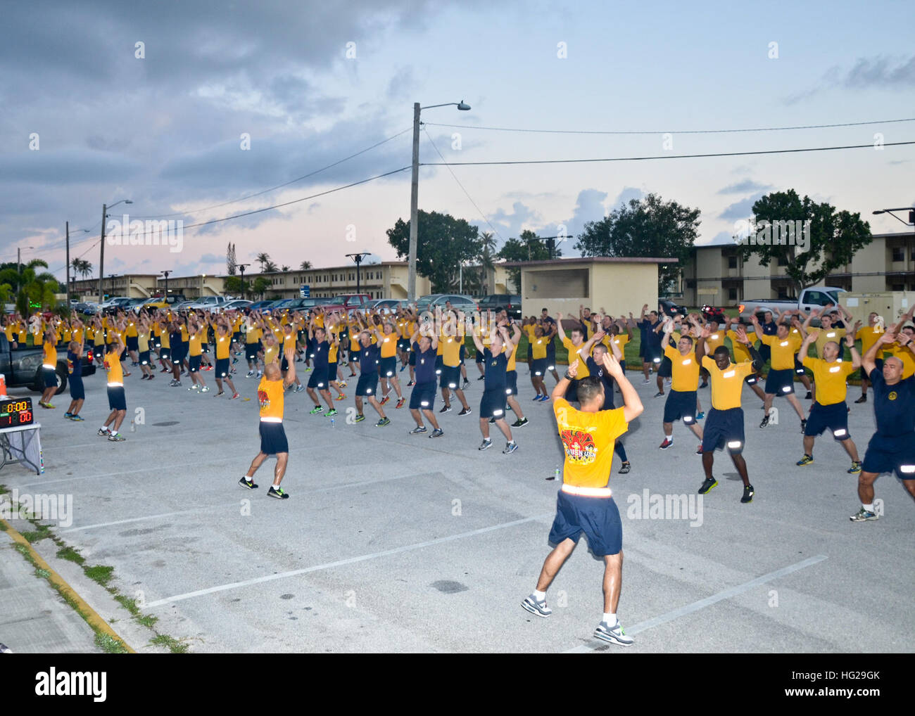 Military jumping jacks hi-res stock photography and images - Alamy