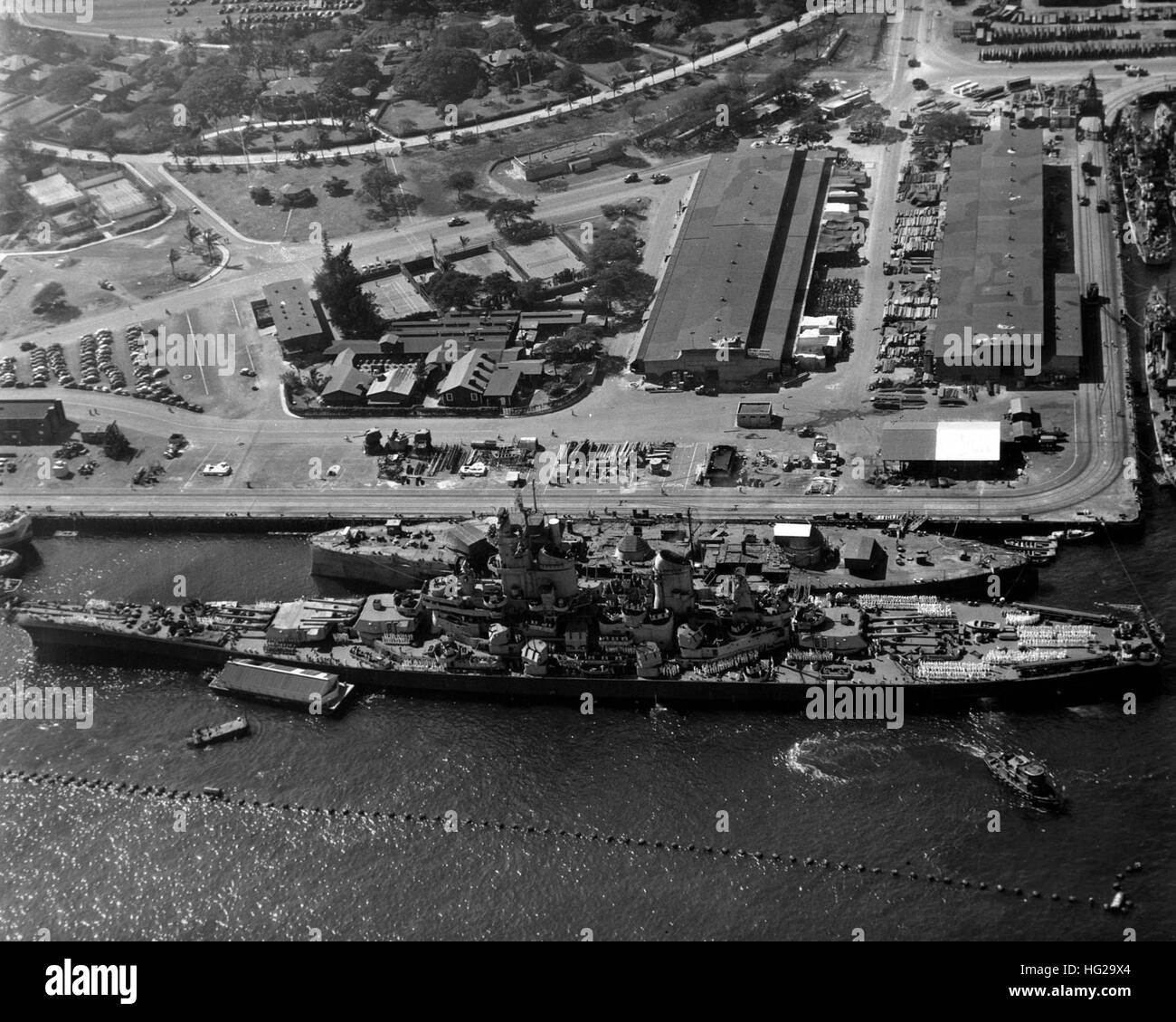 USS Wisconsin (BB-64) and USS Oklahoma (BB-37), Iowa-class and Nevada ...