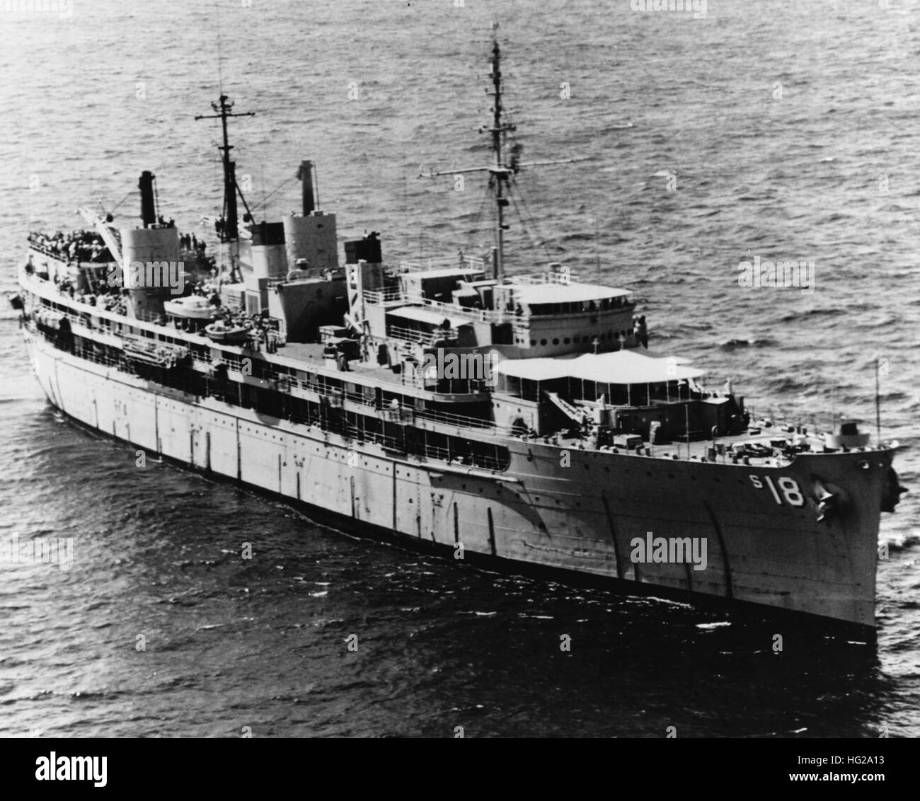 USS Orion (AS-18) underway un the mid-1970s Stock Photo - Alamy