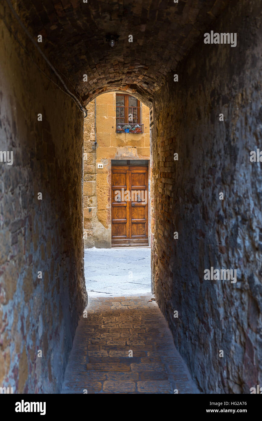 Narrow door hi-res stock photography and images - Alamy
