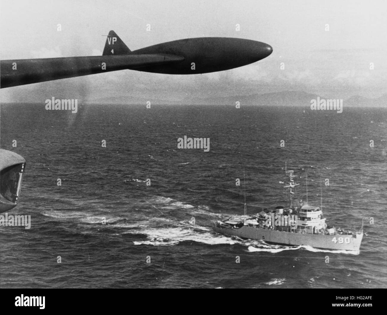 USS Leader (MSO-490) off Vietnam in 1965 Stock Photo - Alamy