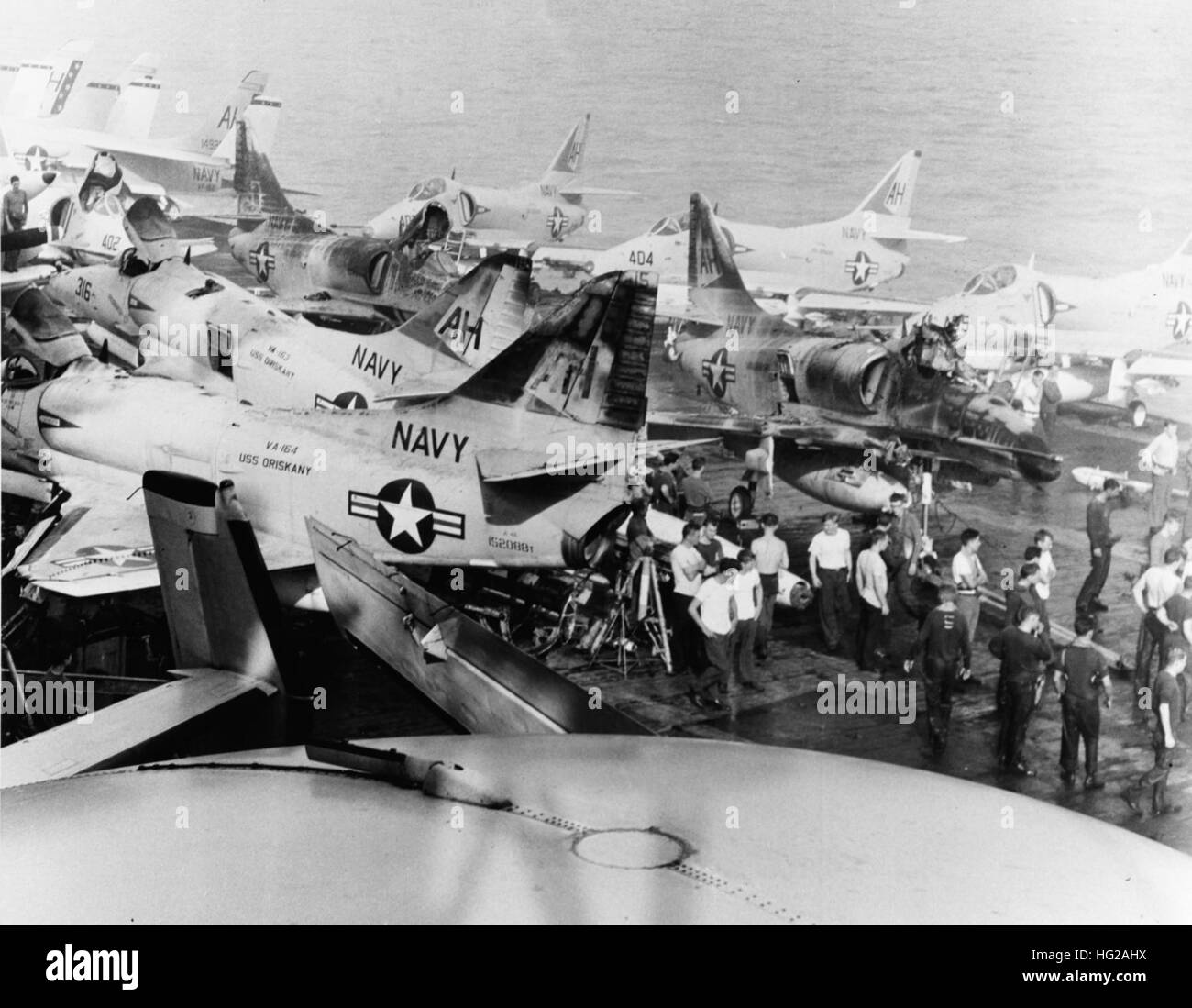 Uss oriskany cva 34 fire 1966 hi-res stock photography and images - Alamy