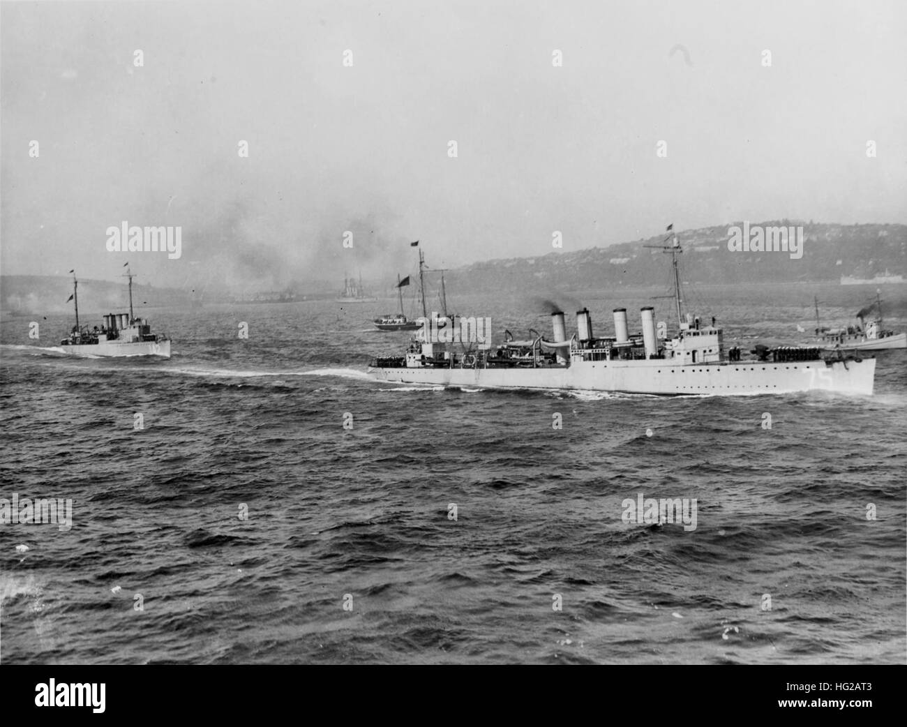 USS Wickes (DD-75) and USS Tarbell (DD-142) underway c1920 Stock Photo ...