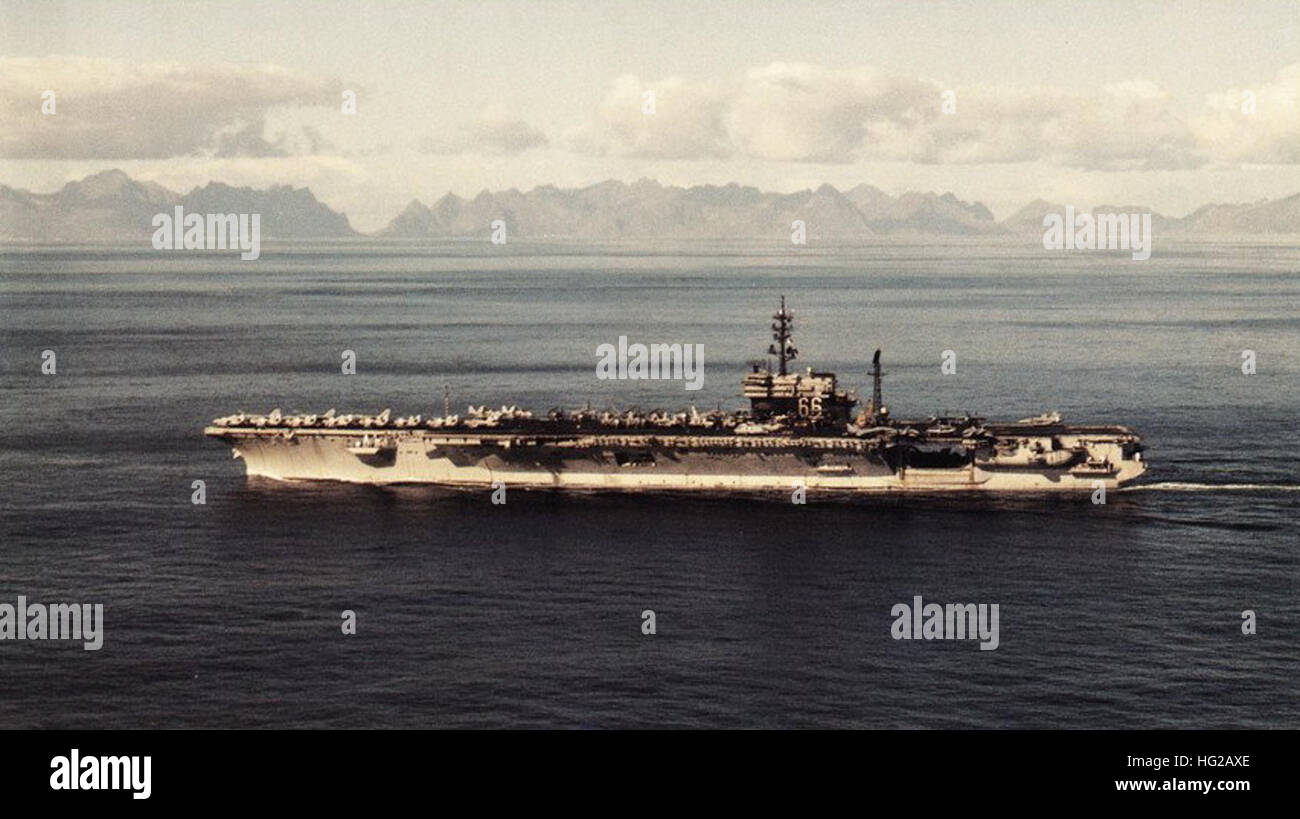 Uss america cv 66 hi-res stock photography and images - Alamy