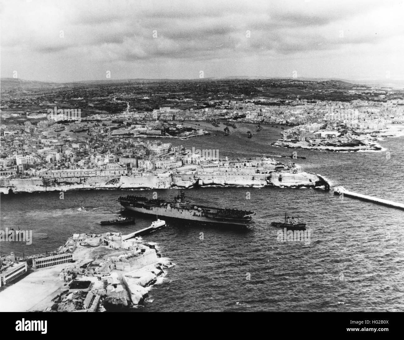 USS Philippine Sea (CV-47) leaves Malta in February 1949 Stock Photo ...