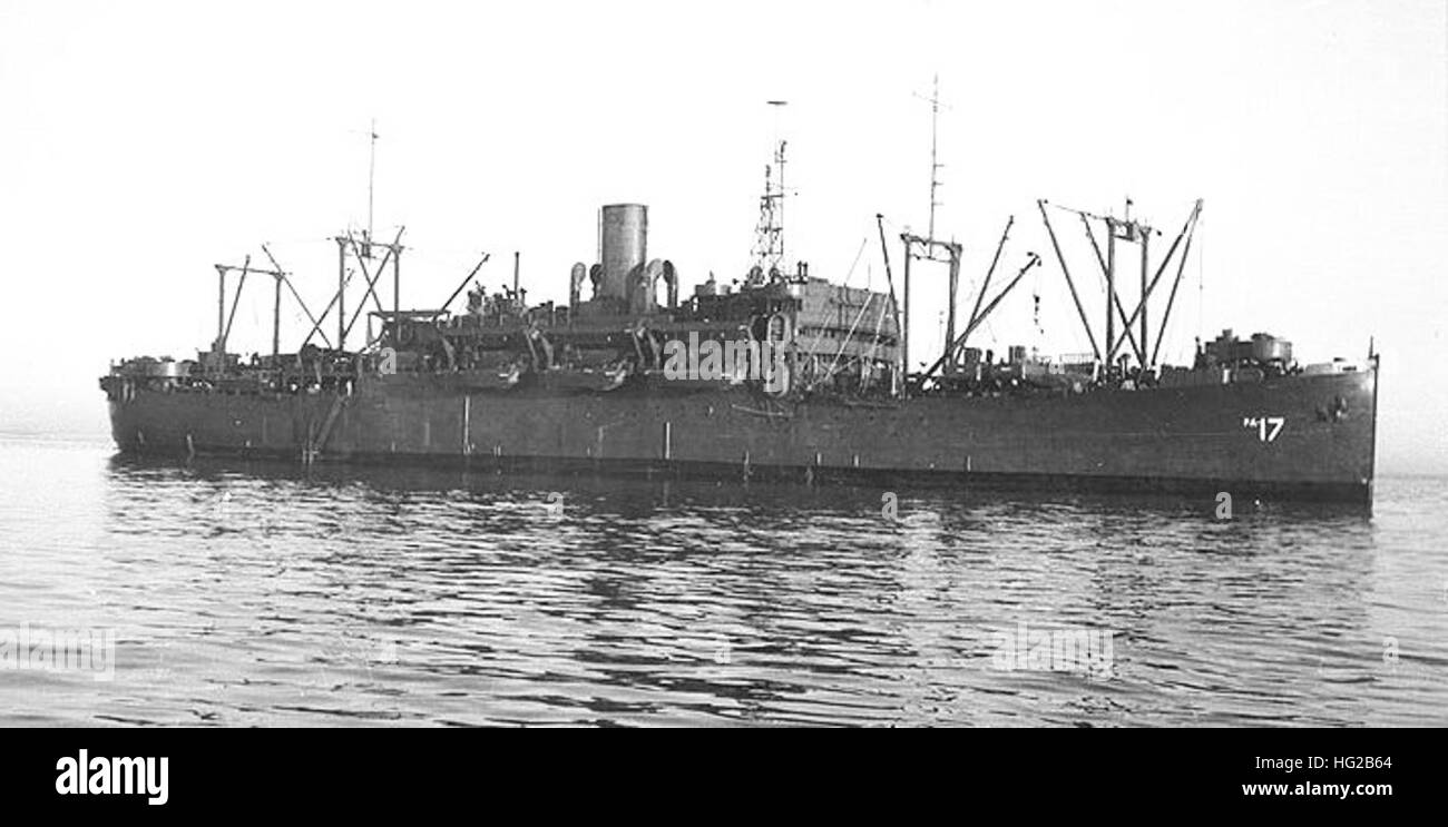 USS Blue Ridge (LCC 19), along with HMAS Darwin (FFH 04) and HMAS ...