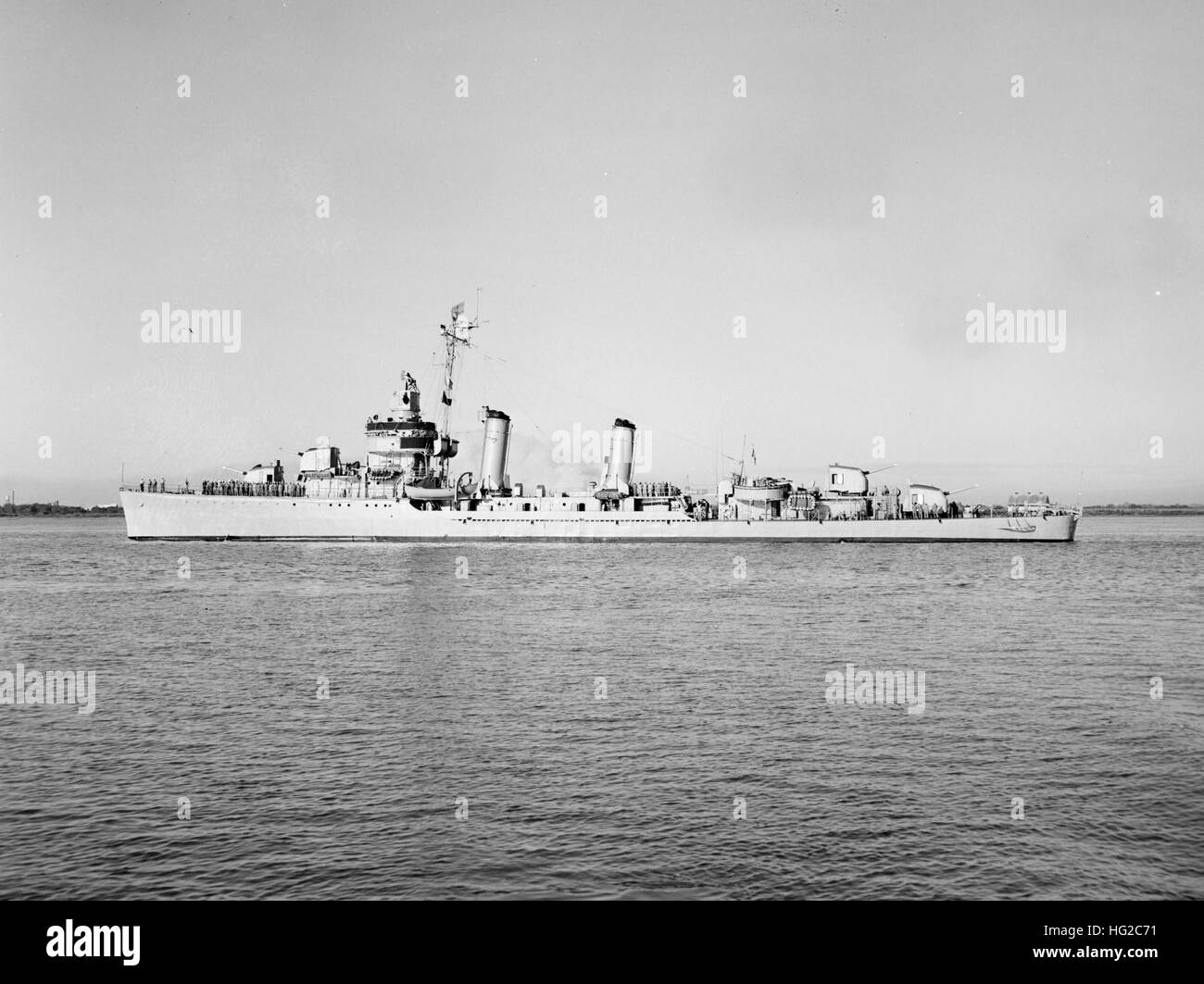 USS Ellyson (DD-454) underway on 10 March 1954 Stock Photo - Alamy