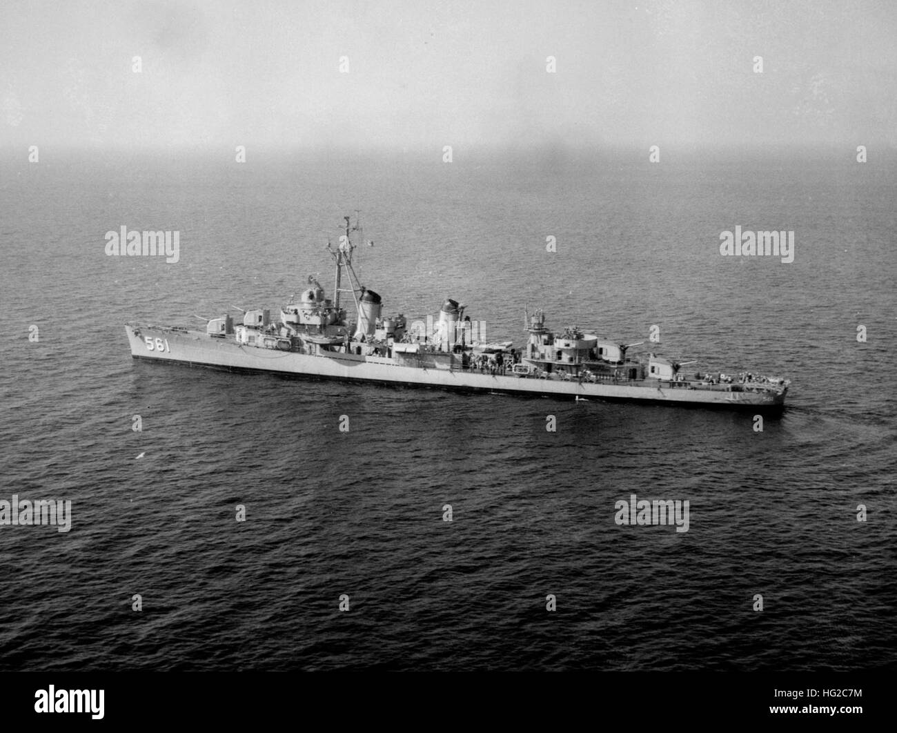 USS Prichett (DD-561), a Fletcher-class destroyer, is underway in ...
