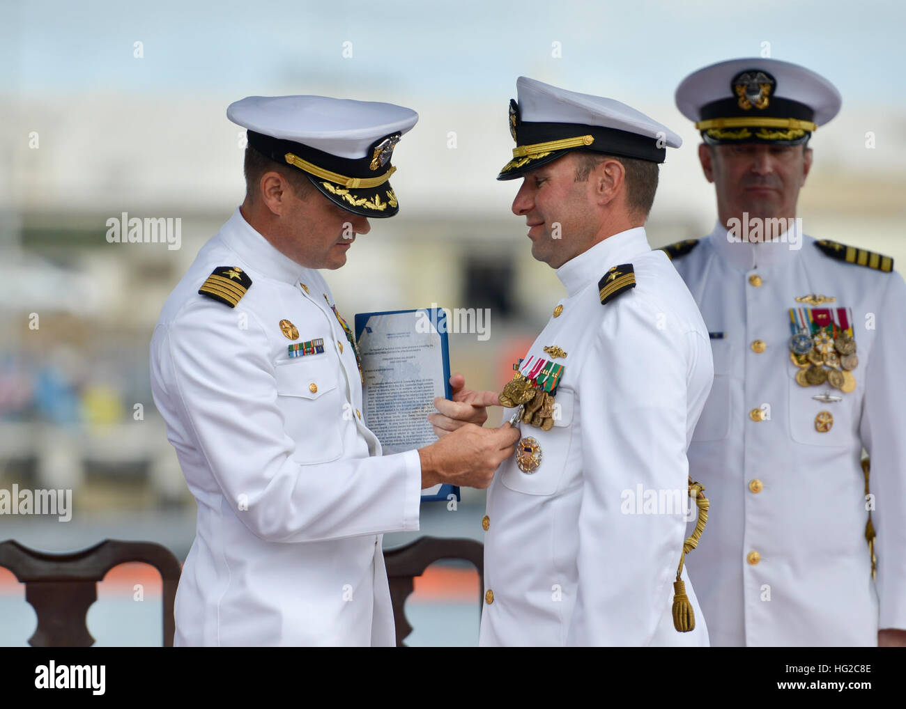 Uss blakely image hi-res stock photography and images - Alamy