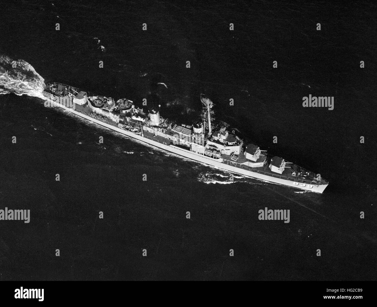 USS Power (DD-839) underway off Boston on 27 September 1951 Stock Photo ...