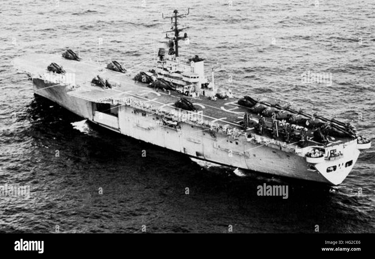 Uss iwo jima lph 2 hi-res stock photography and images - Alamy