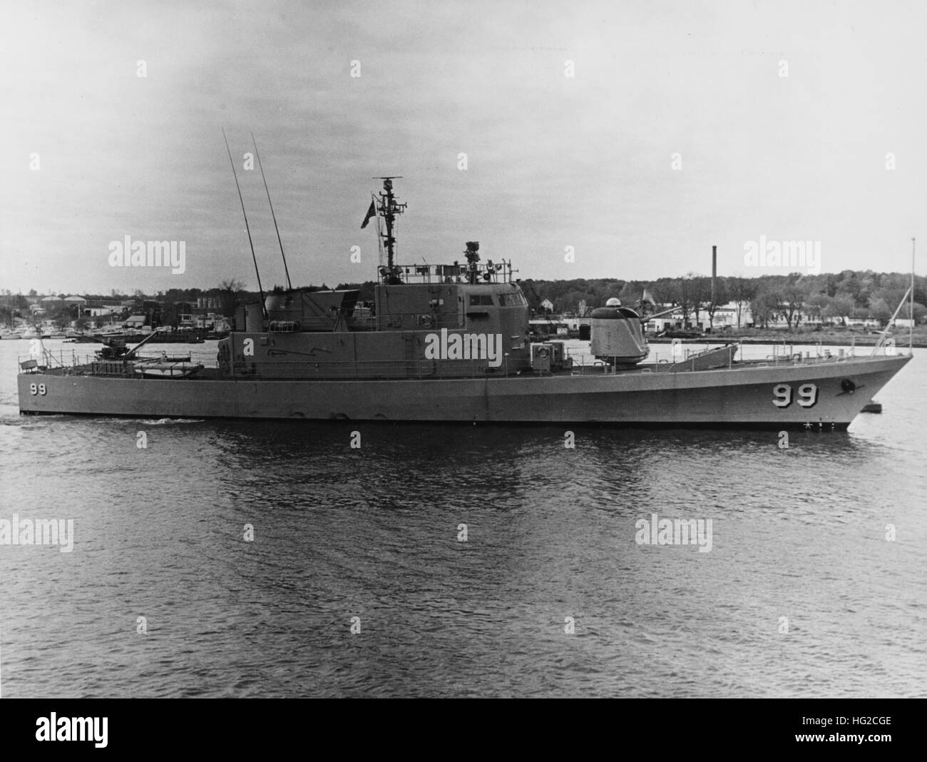 USS Beacon (PG-99) underway in Sturgeon Bay on 28 October 1969 Stock Photo - Alamy