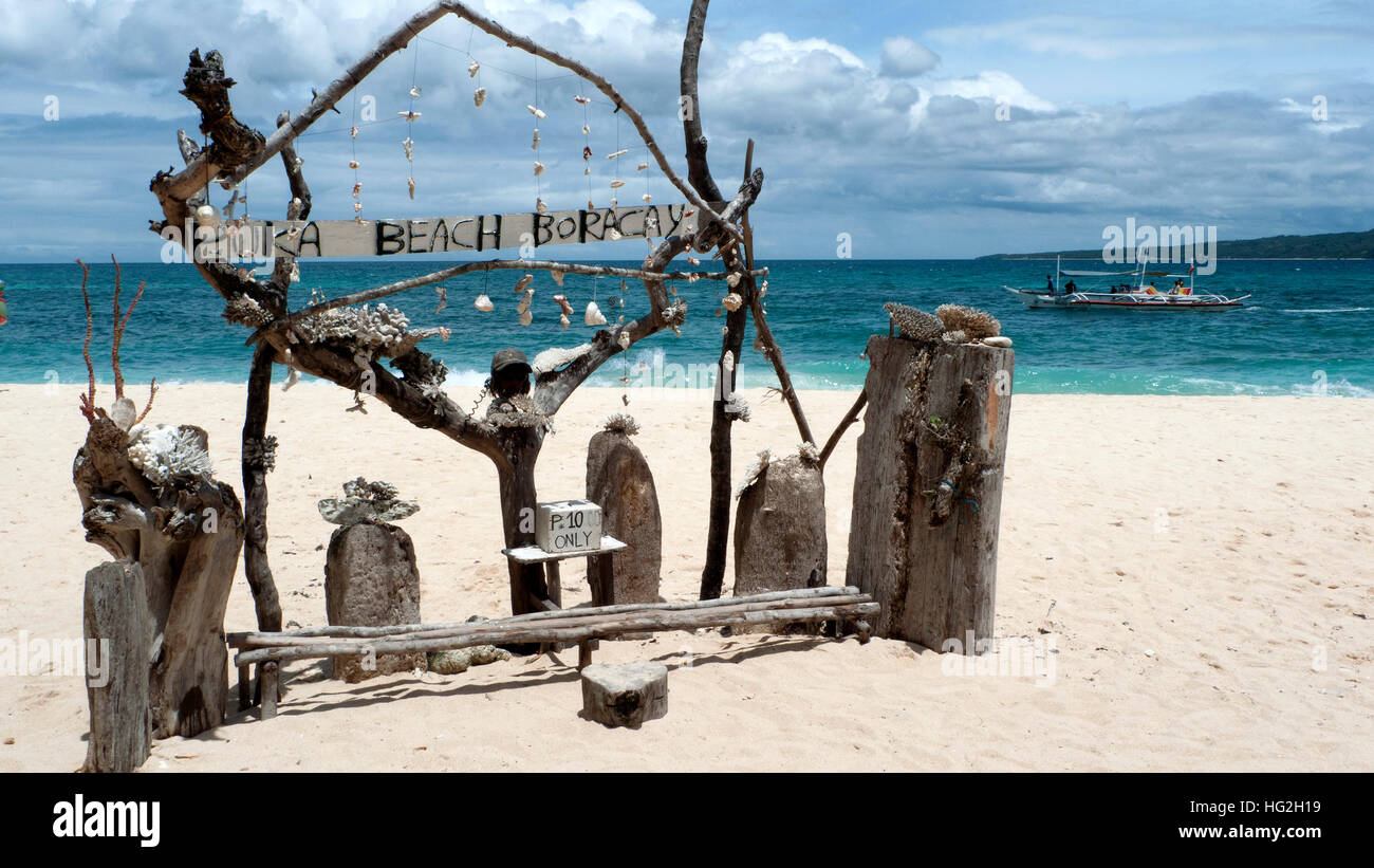 Puka shell beach hi-res stock photography and images - Alamy