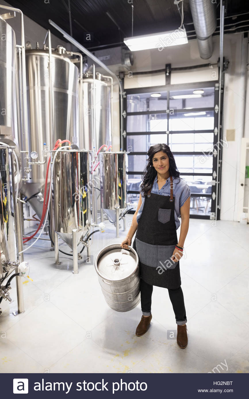 Woman carrying beer hi-res stock photography and images - Alamy