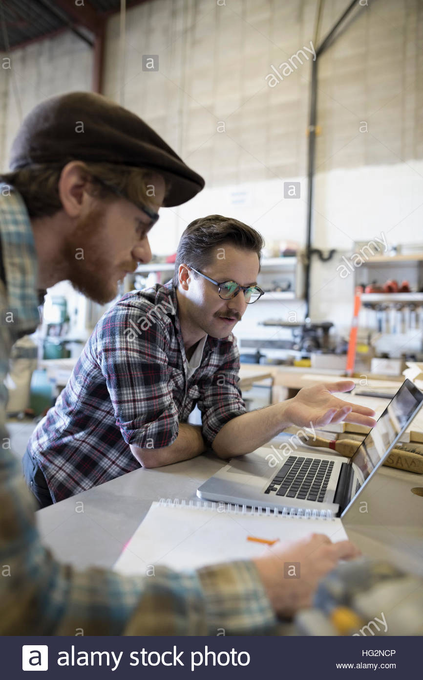 Professional workbench hi-res stock photography and images - Alamy